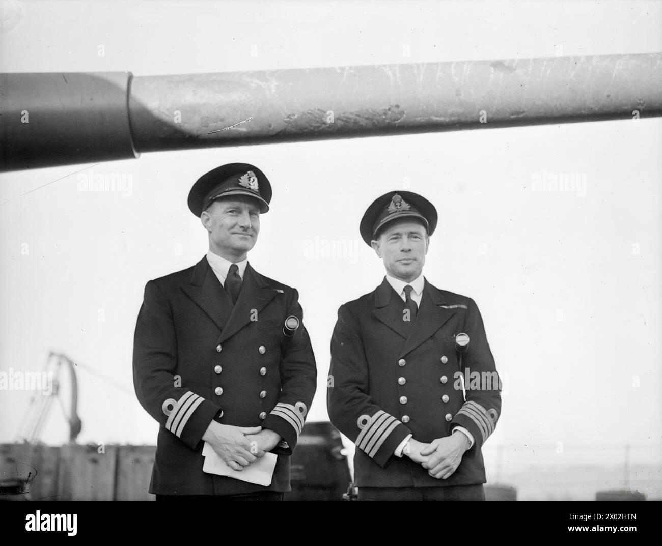 BACK FROM THE BATTLE OF THE BAY. 3O DECEMBER 1943, PLYMOUTH. HOMECOMING ...