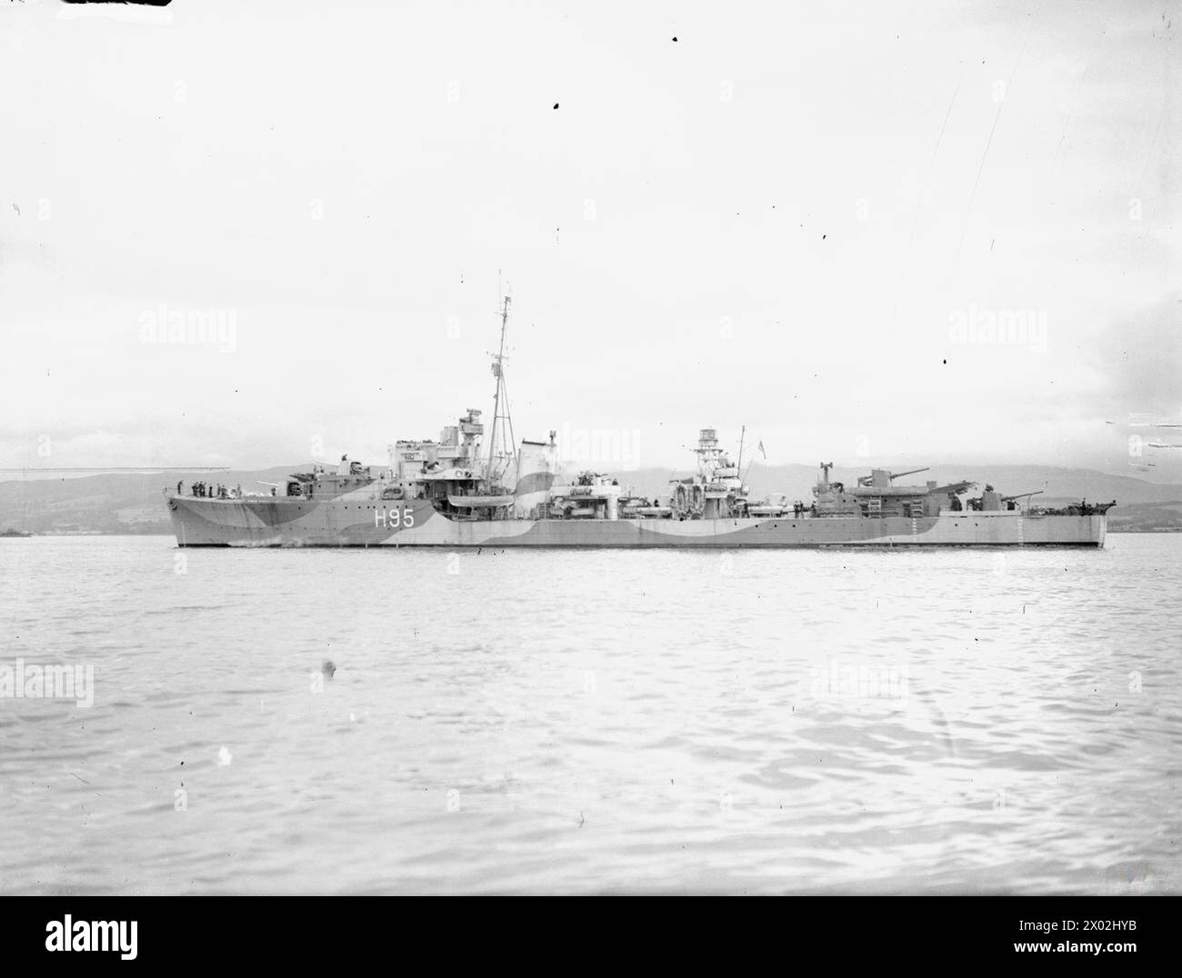 BRITISH WARSHIPS OF THE SECOND WORLD WAR - HMS ROEBUCK, an R class ...