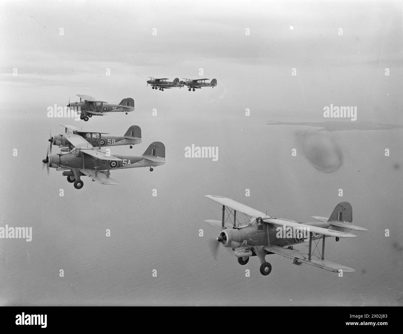 FLEET AIR ARM TORPEDO-BOMBERS IN FORMATION FLIGHT. 22 JUNE 1942 ...