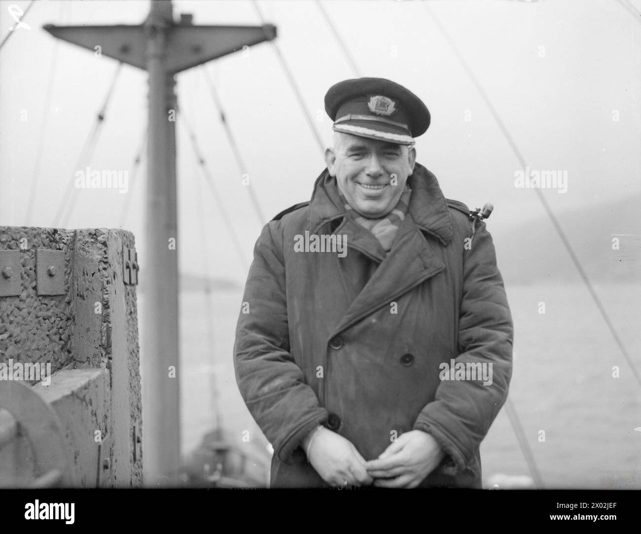 WITH A RESCUE SHIP. 19 TO 22 FEBRUARY 1943, IN THE CLYDE, OFF GREENOCK ...