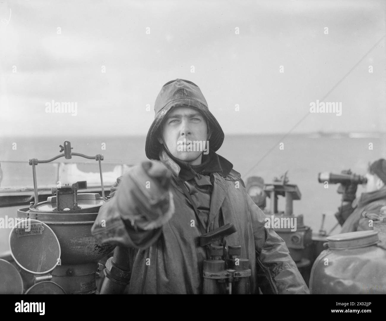 DESTROYER MEN. FEBRUARY 1942, ON BOARD THE TRIBAL CLASS DESTROYER HMS ...