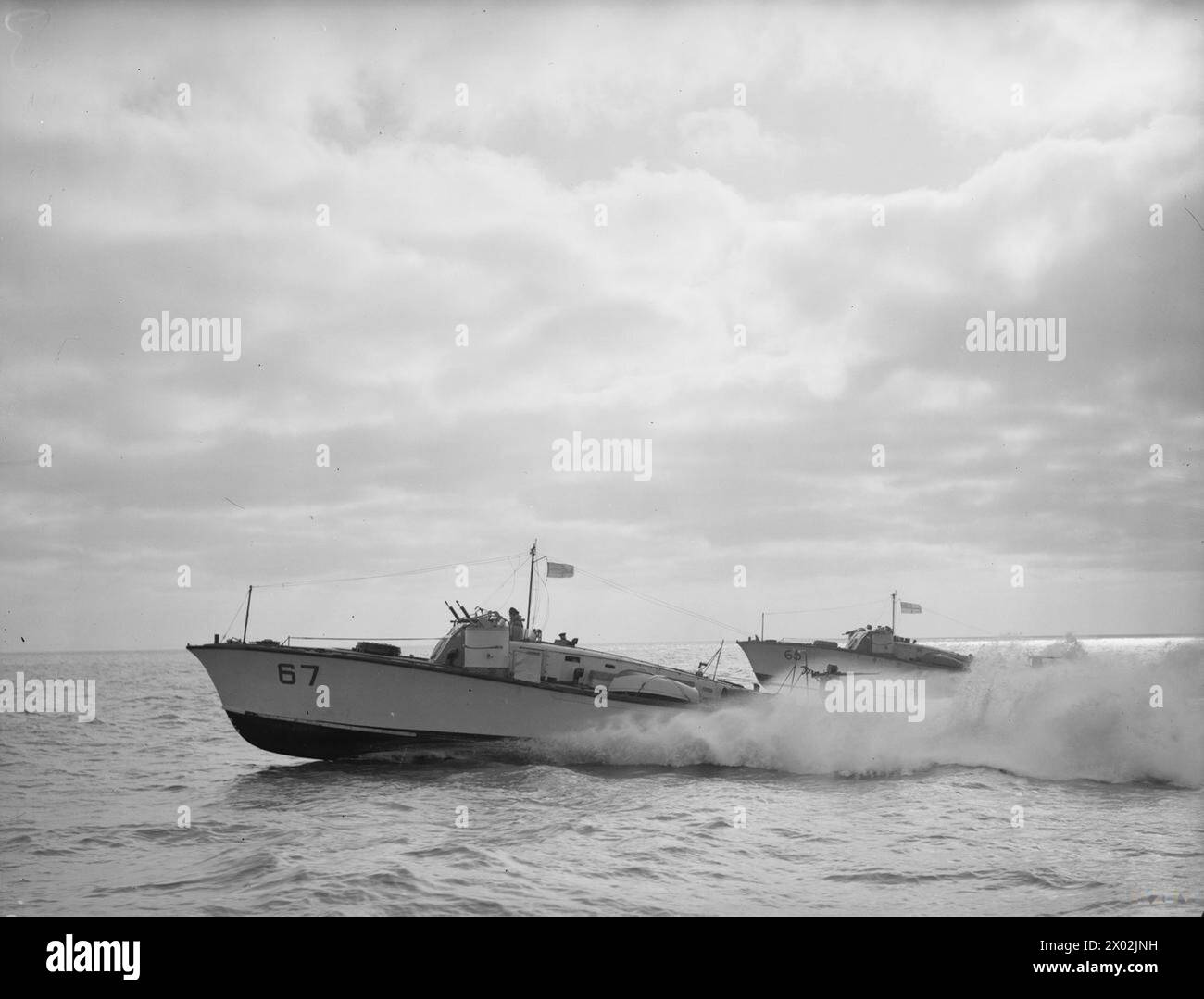 ON PATROL WITH 6TH FLOTILLA MOTOR GUN BOATS. 19 FEBRUARY 1942, HMS ...