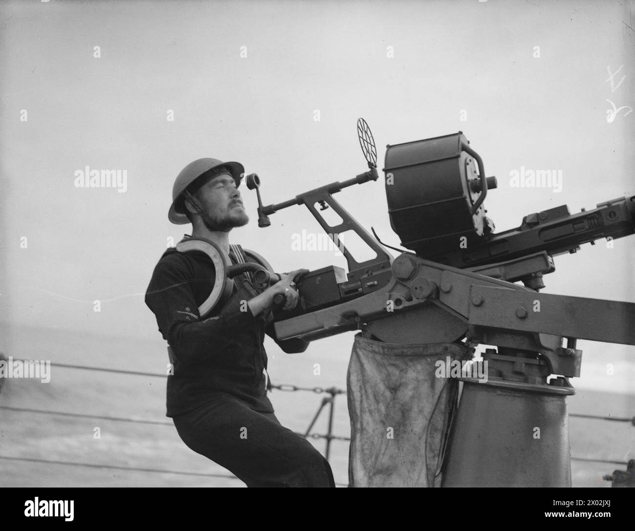 THE OERLIKON GUN IN SERVICE. 10 TO 13 FEBRUARY 1942, ON BOARD HMS ...