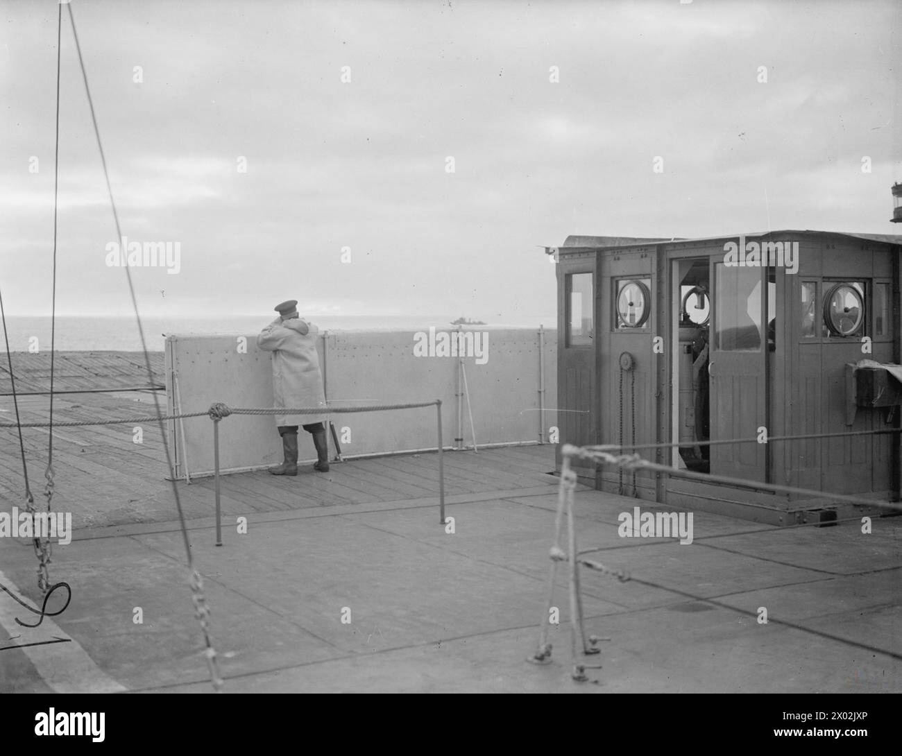 ON BOARD THE AIRCRAFT CARRIER HMS ARGUS. 1940. - The bridge that can be ...