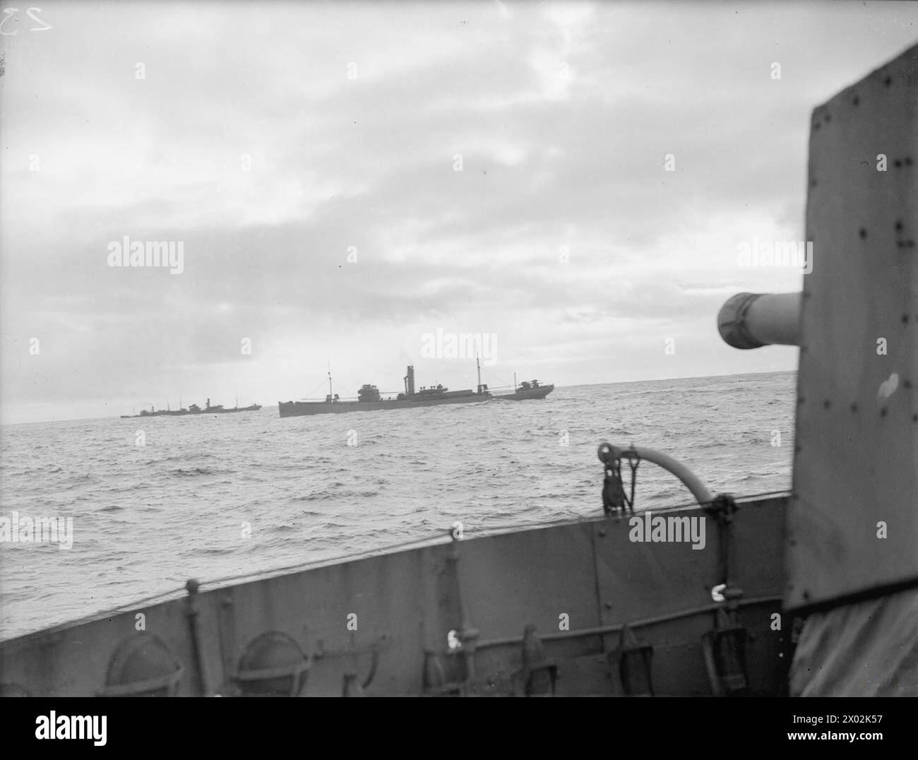 HMS VISCOUNT AND HMS FAME RAM AND SINK 2 GERMAN U-BOATS WHILE ESCORTING ...