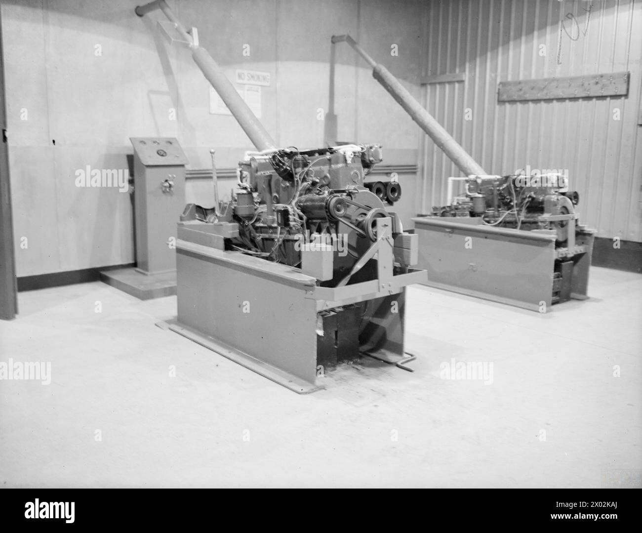 ROYAL NAVY INTERNAL COMBUSTION ENGINE SCHOOL. JULY 1945, HELLENSBURGH ...