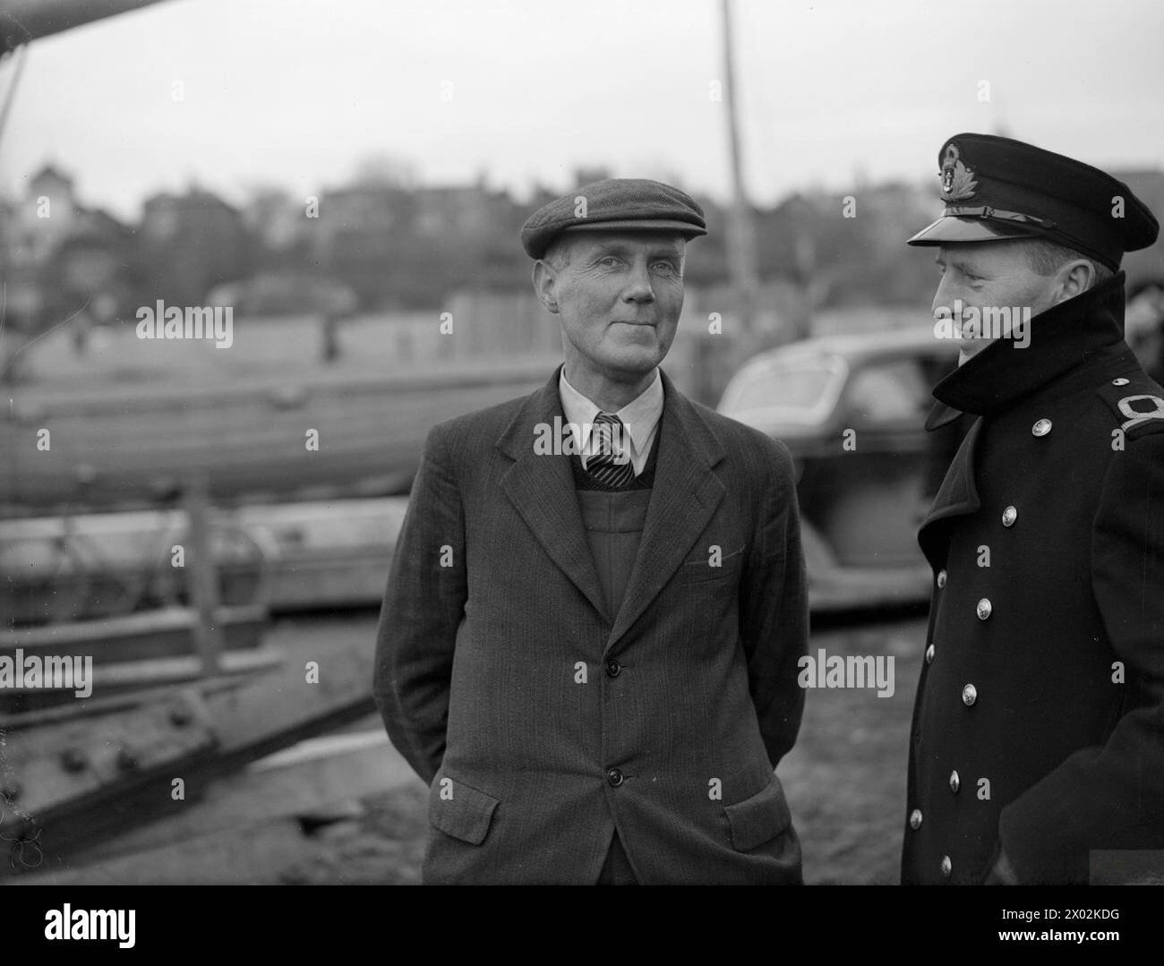 TOWN'S FIRST WARSHIP FOR 150 YEARS. 28 JANUARY 1944, RYE, SUSSEX. THE ...