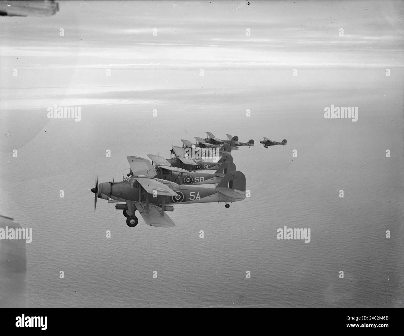 FLEET AIR ARM TORPEDO-BOMBERS IN FORMATION FLIGHT. 22 JUNE 1942 ...