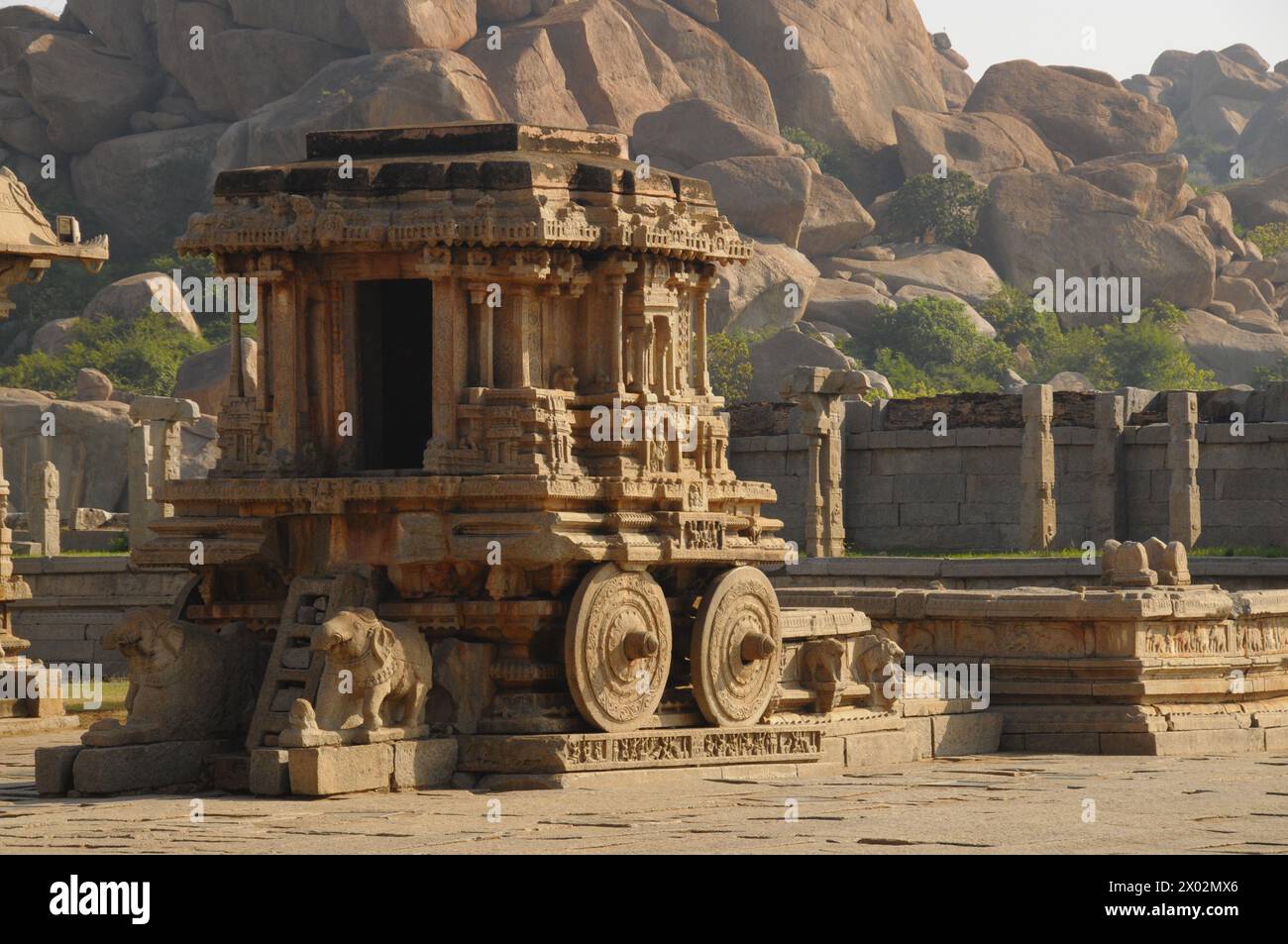 Stone Chariot at Vitthala Temple, Hampi, UNESCO World Heritage Site ...