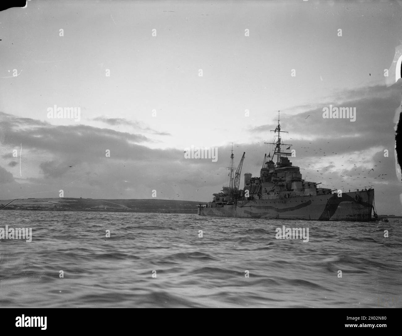 HMS NIGERIA, BRITISH FIJI CLASS CRUISER. JANUARY 1942, AT SCAPA FLOW ...