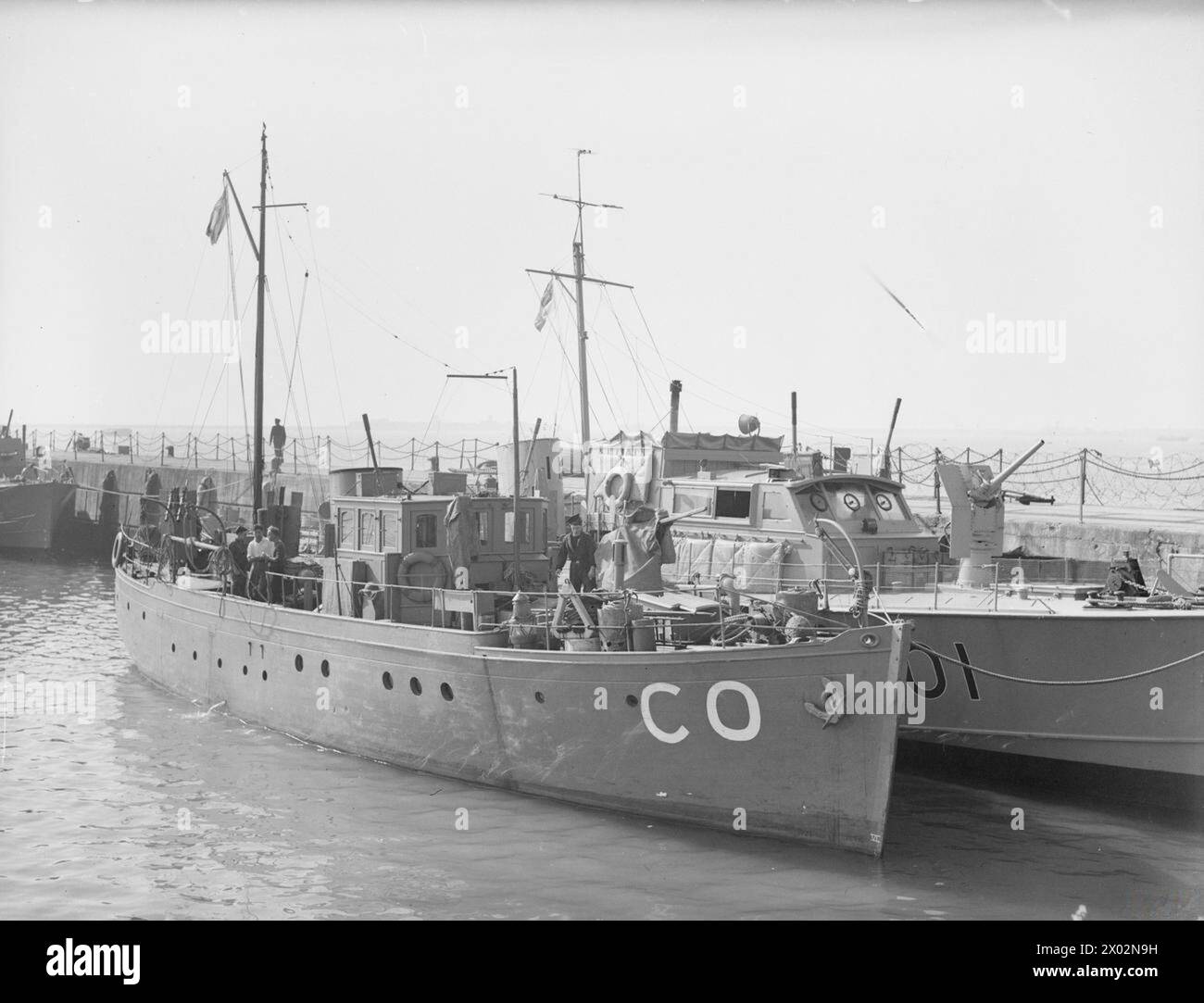 DOVER NAVAL BASE. 1941. - The CLIKO, a small boat used for special ...