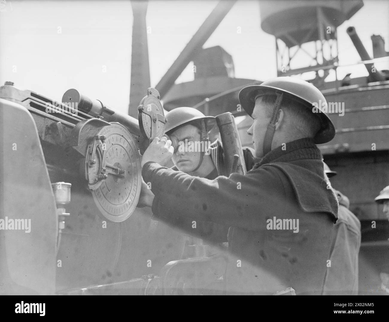 World fighting ships hi-res stock photography and images - Alamy