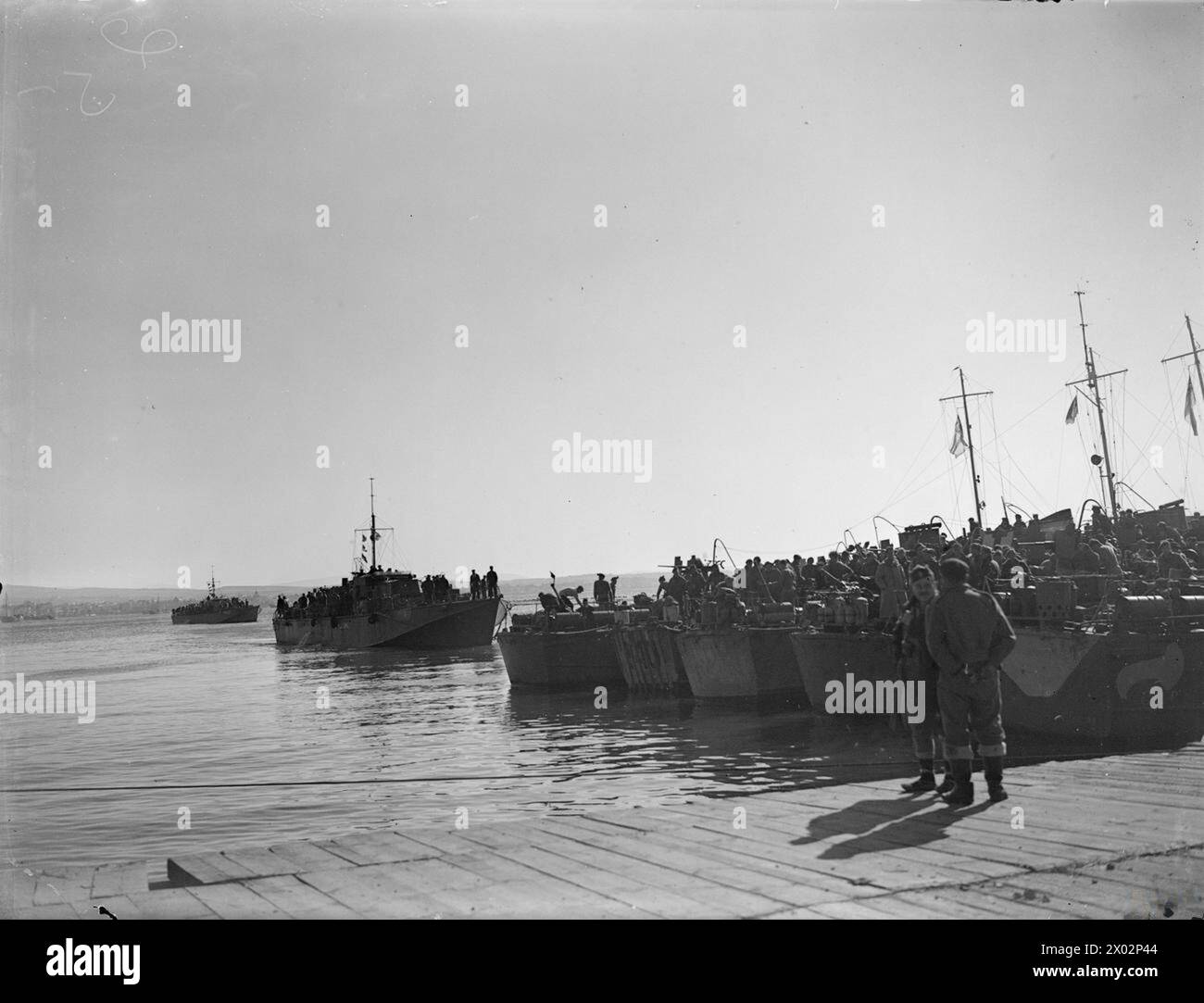ADVANCED BRITISH FORCE AT SALONIKA. 5 NOVEMBER 1944, COASTAL FORCES ...