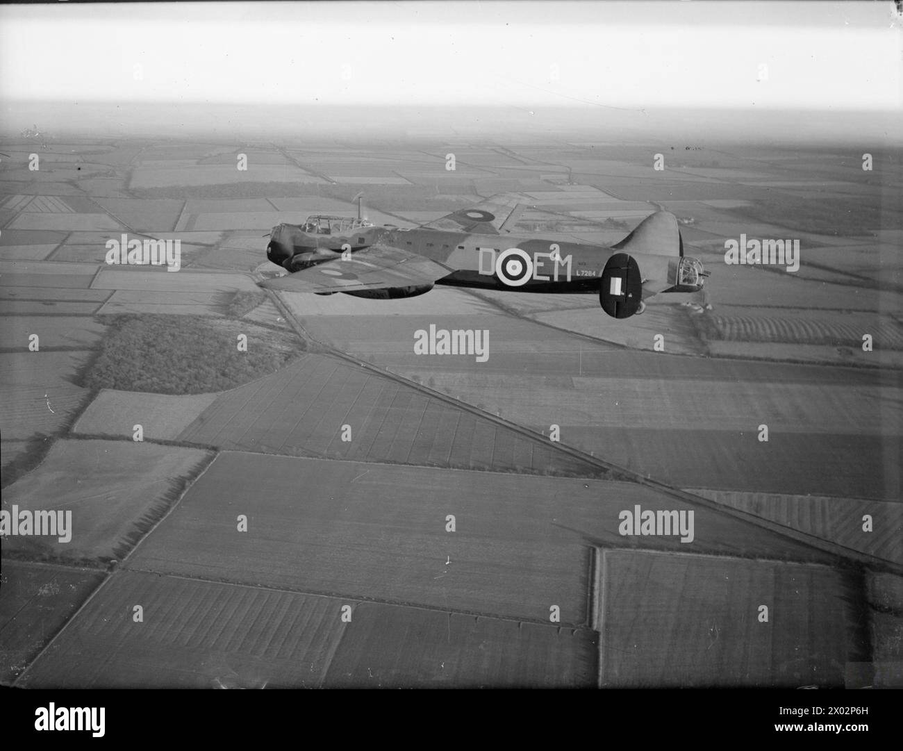 AIRCRAFT OF THE ROYAL AIR FORCE 1939-1945: AVRO 679 MANCHESTER ...