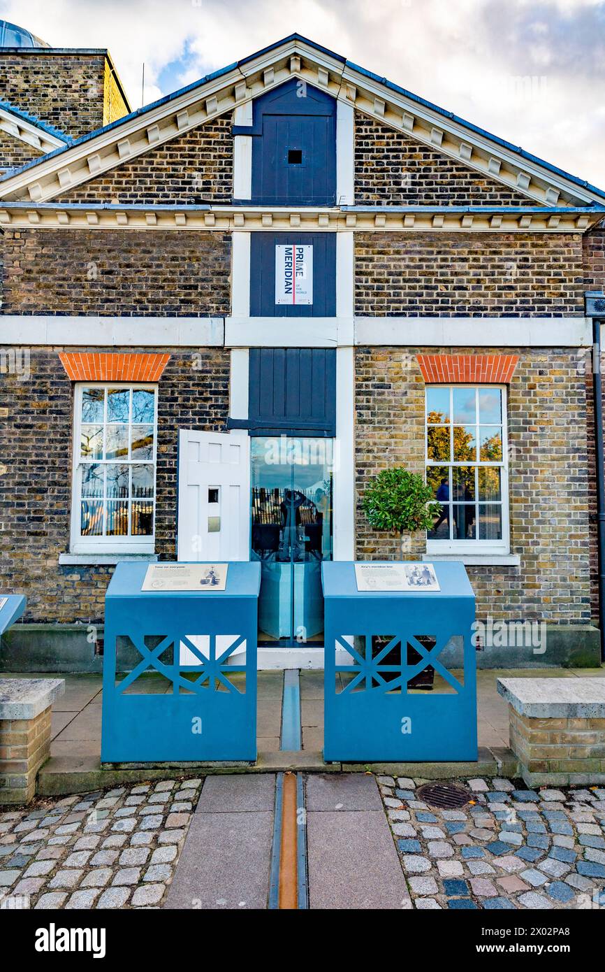 Greenwich meridian map hi-res stock photography and images - Alamy