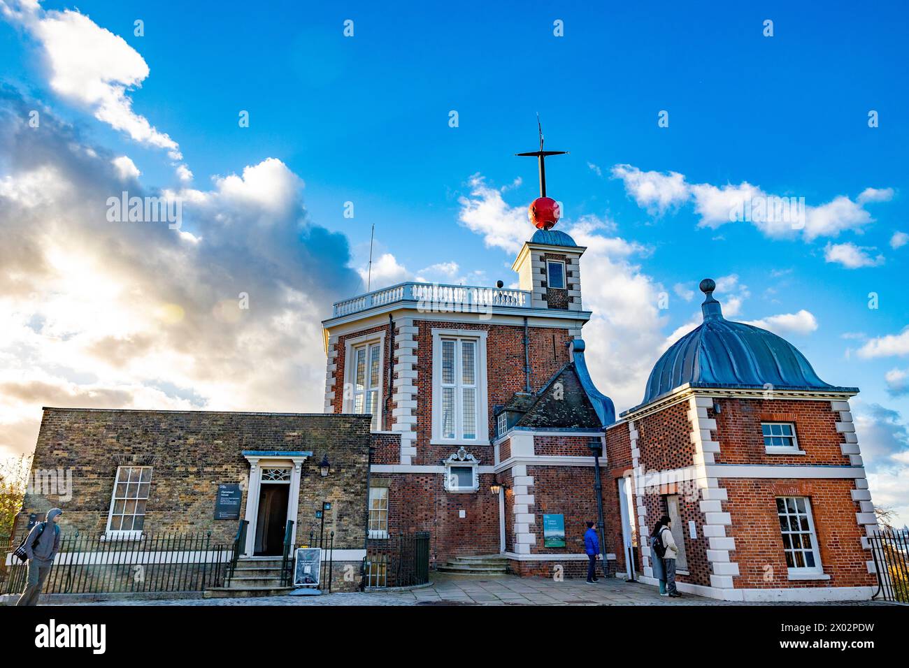 At the center of the world's time zones. The Prime Meridian in ...