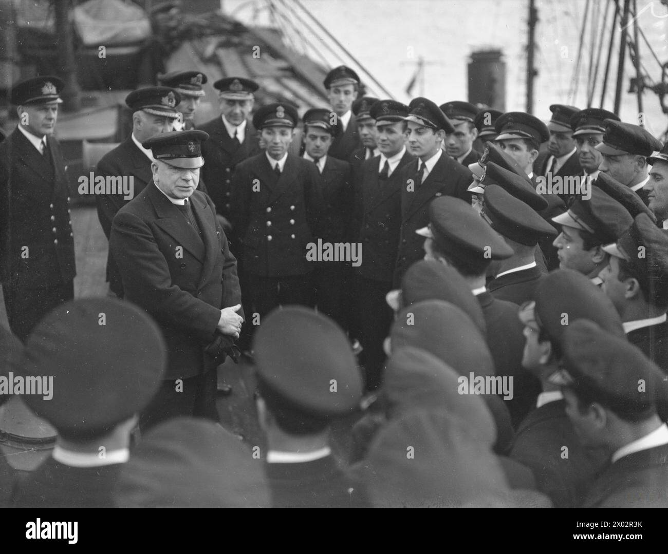 FIRST LORD OF THE ADMIRALTY VISITS SUBMARINE DEPOT SHIP. 6 JULY 1942 ...