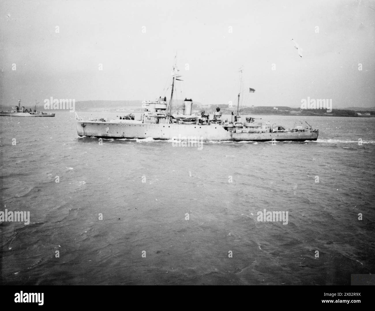 Hms Hebe British Halcyon Class Minesweeper October 1940 On Board The