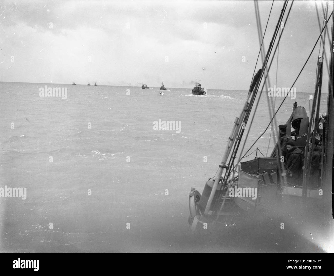 AT SEA WITH BRITISH MINESWEEPERS. NOVEMBER 1941, ON BOARD A ...