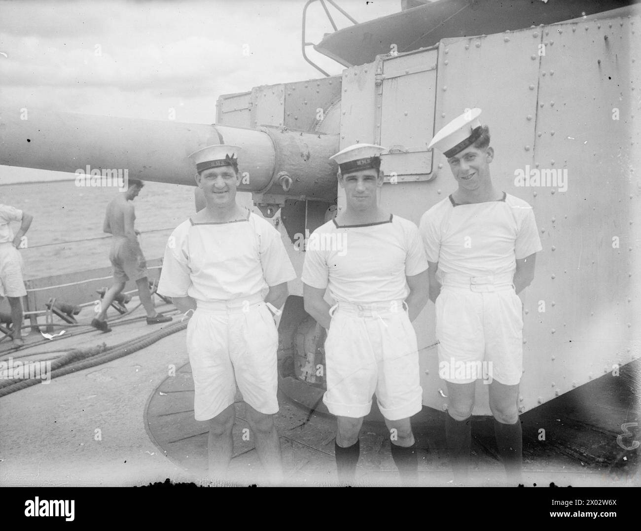MEN OF THE DESTROYER HMS QUILLIAM, SERVING WITH THE EASTERN FLEET. 4 ...