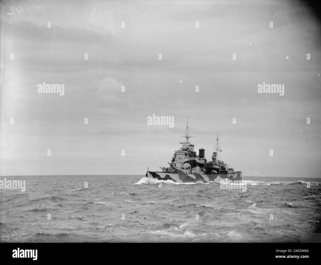 On board battle cruiser hi-res stock photography and images - Alamy