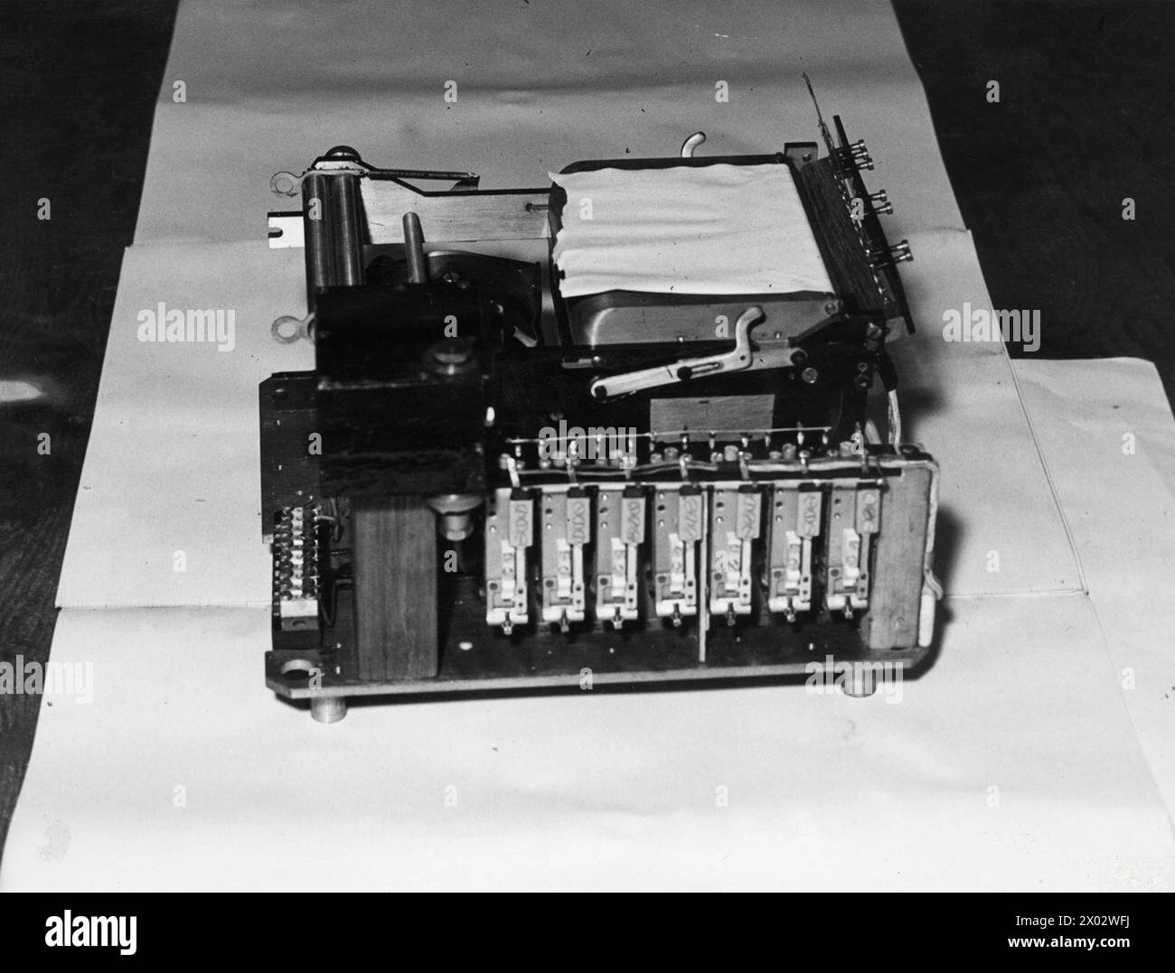 Hydrophone underwater hi-res stock photography and images - Alamy