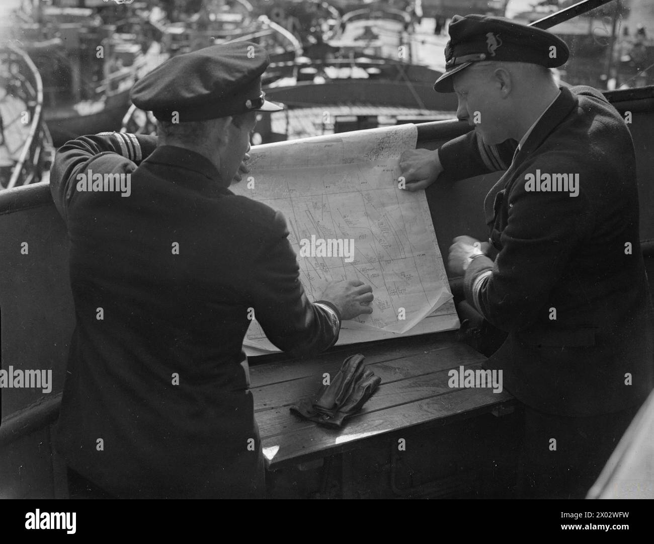 GERMANS CLEAR NORWEGIAN WATERS OF THEIR OWN MINES. 11 AUGUST 1945 ...