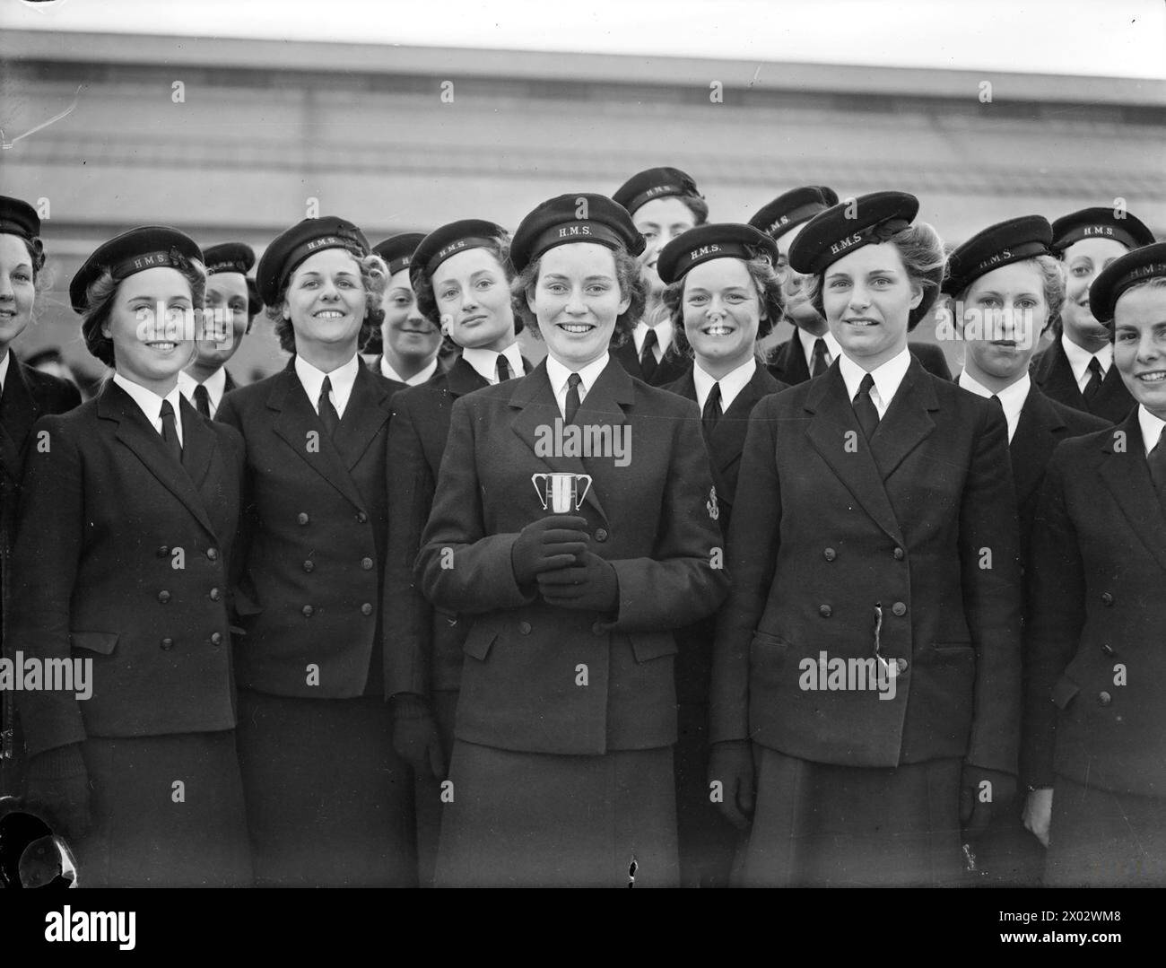 WRENS MARCHING COMPETITION. 10 SEPTEMBER 1943, HMS GANGES, SHOTLEY ...