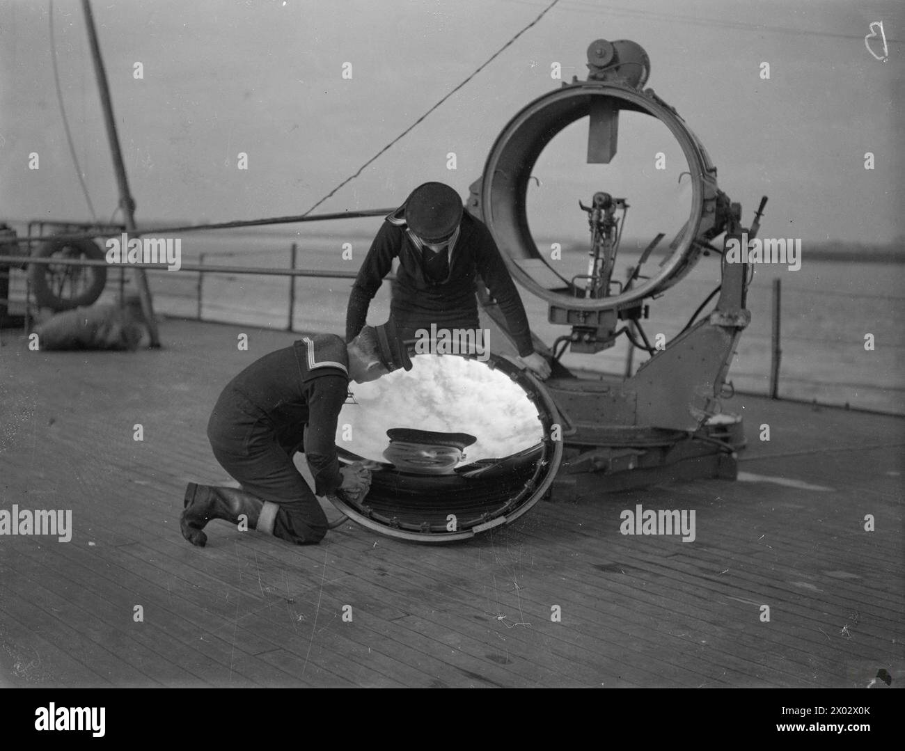 HMS ROYAL EAGLE. 1940, THE FORMER THAMES PADDLE STEAMER WHICH RAN DAILY ...