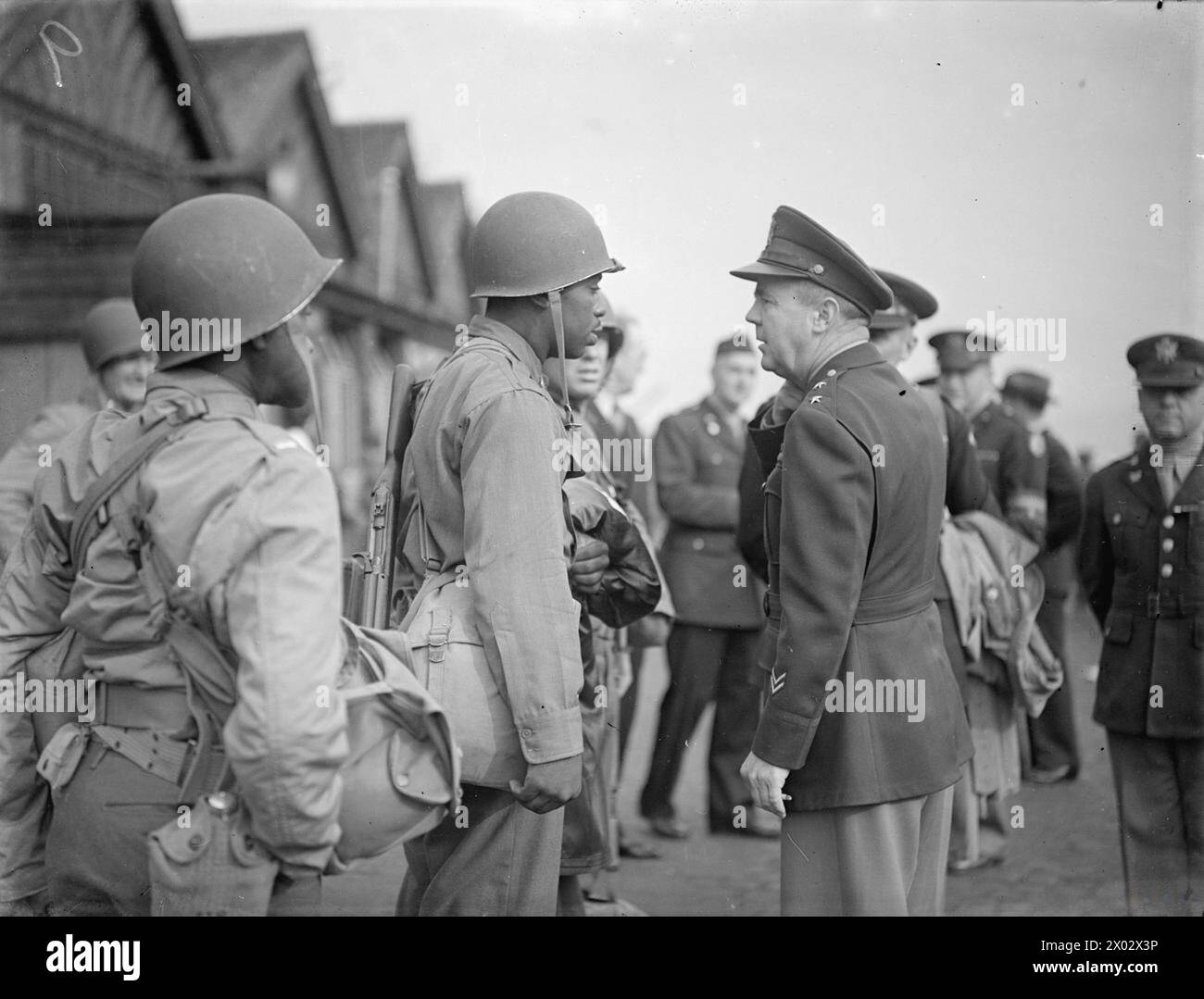 American soldiers in overseas operations hi-res stock photography and ...