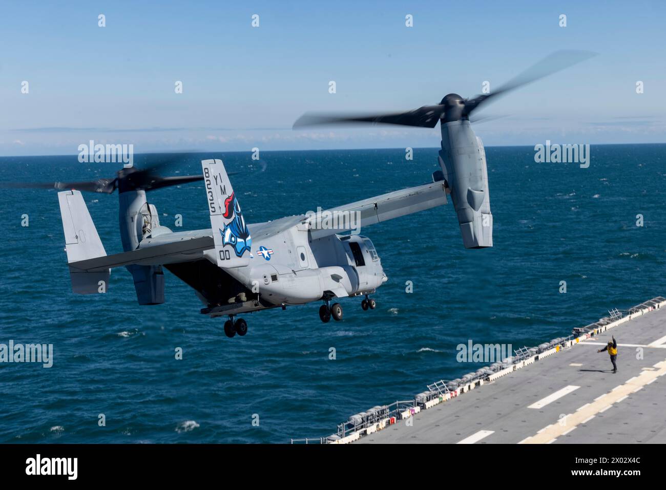 A U.S. Marine Corps MV-22 Osprey with Marine Medium Tiltrotor Squadron 365 (Reinforced), 24th ...