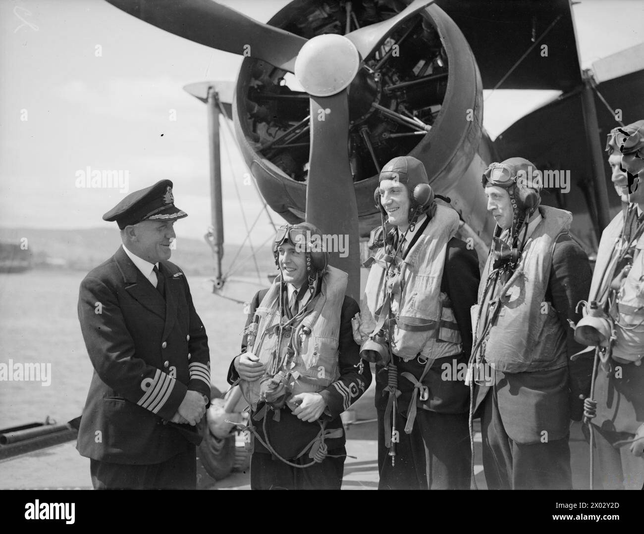 FAIREY SWORDFISH AIRMEN OF THE ESCORT CARRIER HMS VINDEX. 15 MAY 1944 ...