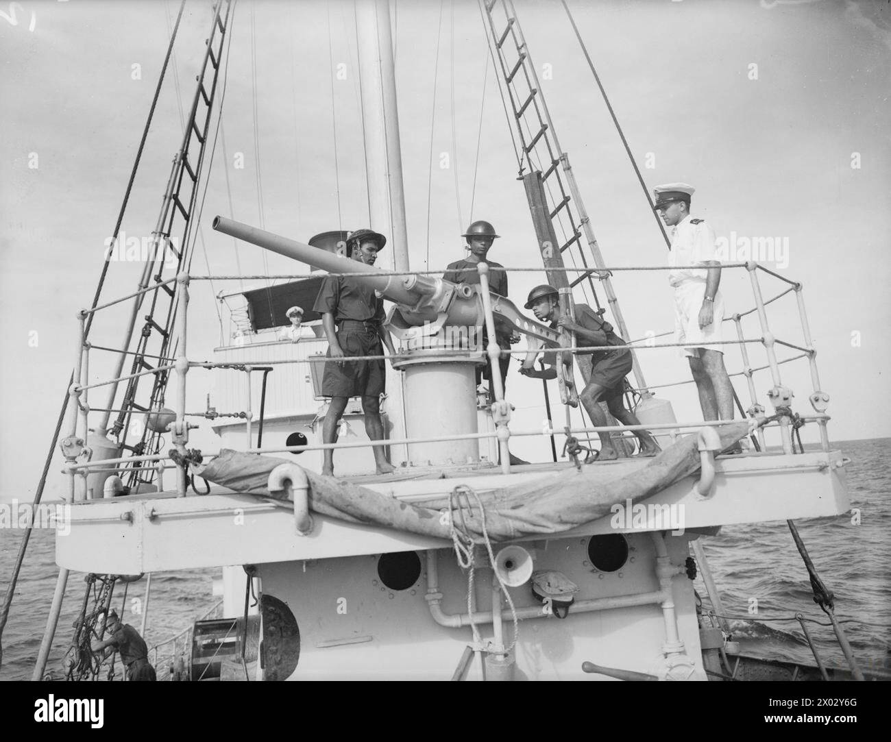 THE CEYLON RNVR ON WAR SERVICE. 1942, ON BOARD THE AUXILIARY PATROL ...