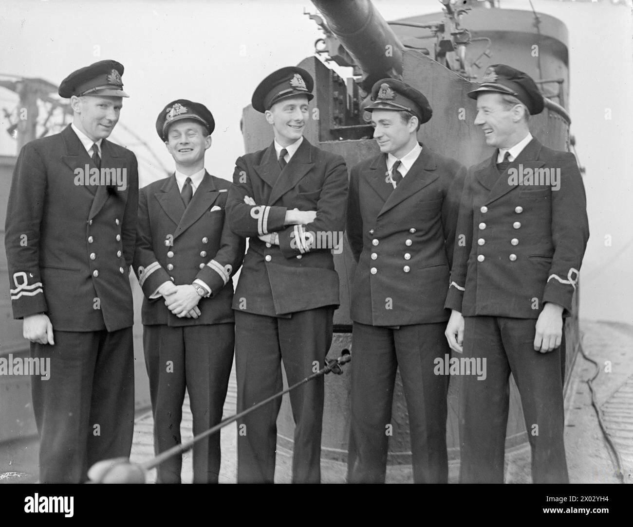 TRIDENT HOME. 14 OCTOBER 1943, BLYTHE, NORTHUMBERLAND. HOMECOMING ...