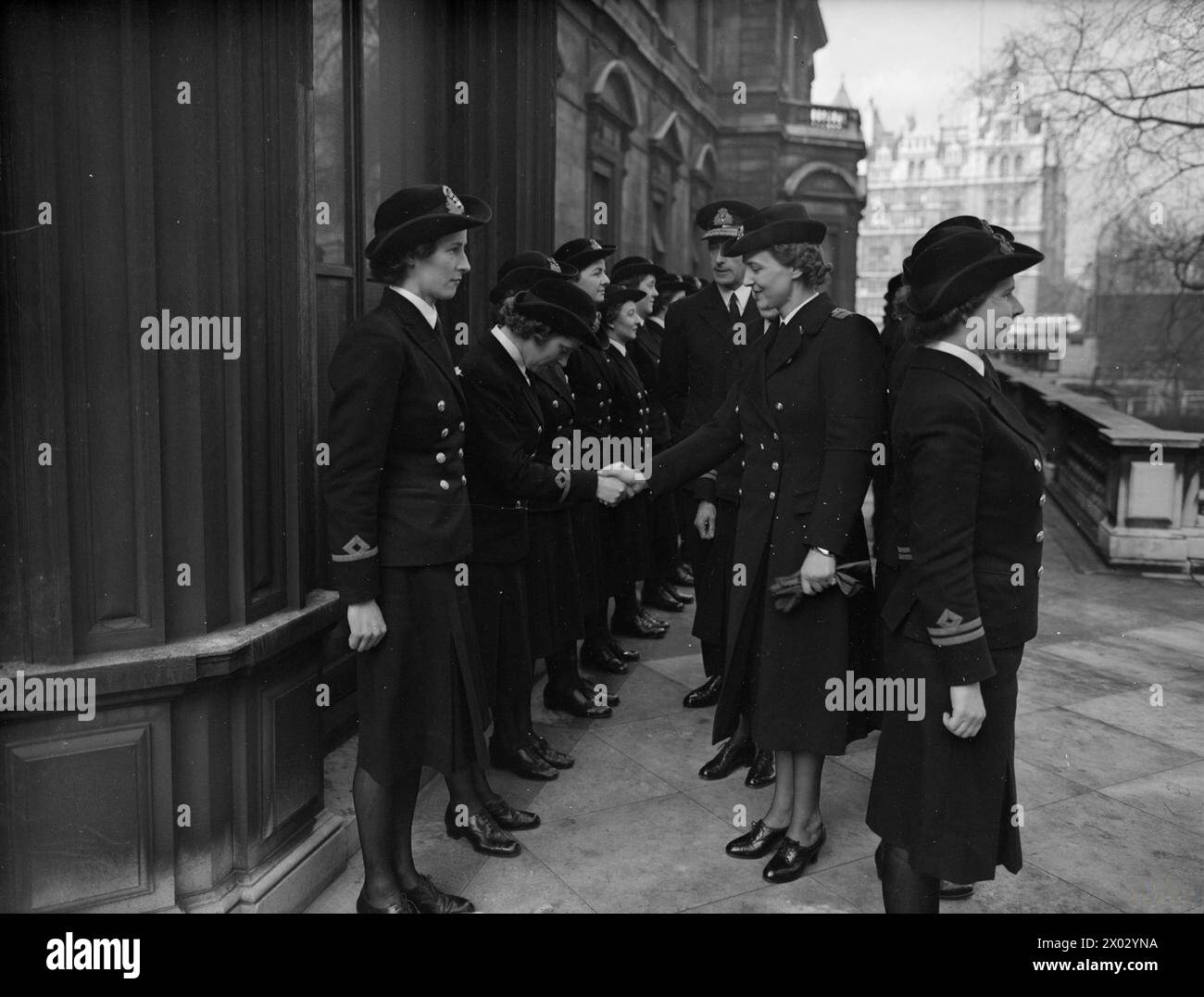 THE DUCHESS OF KENT INSPECTS WRNS AT COMBINED OPERATIONS HQ. 29 JANUARY ...