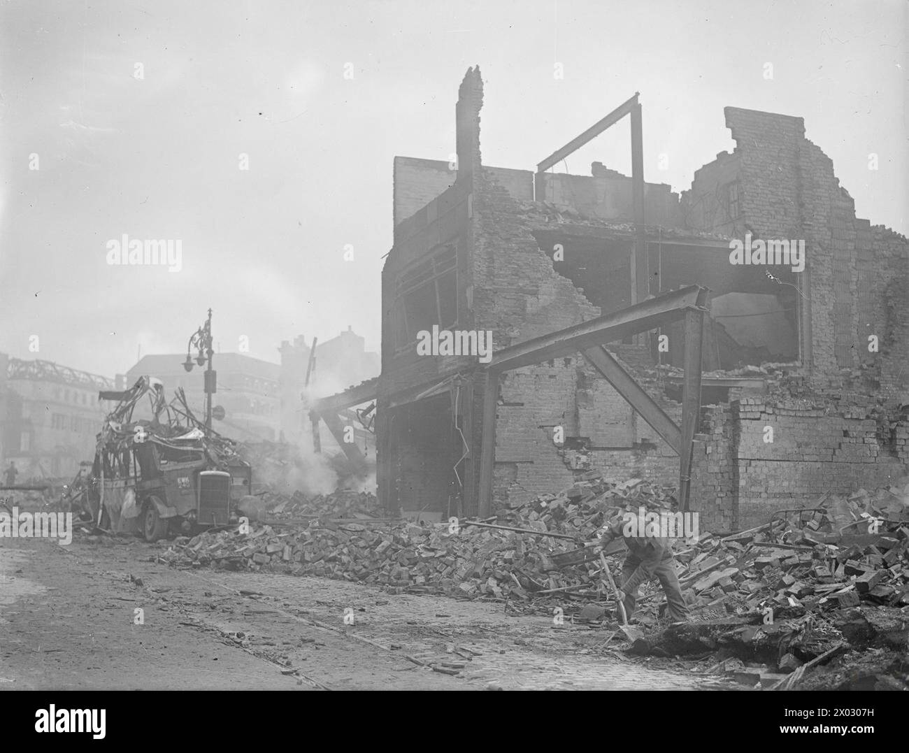 OPERATION MOONLIGHT SONATA: BOMB DAMAGE IN COVENTRY, NOVEMBER 1940 - A ...