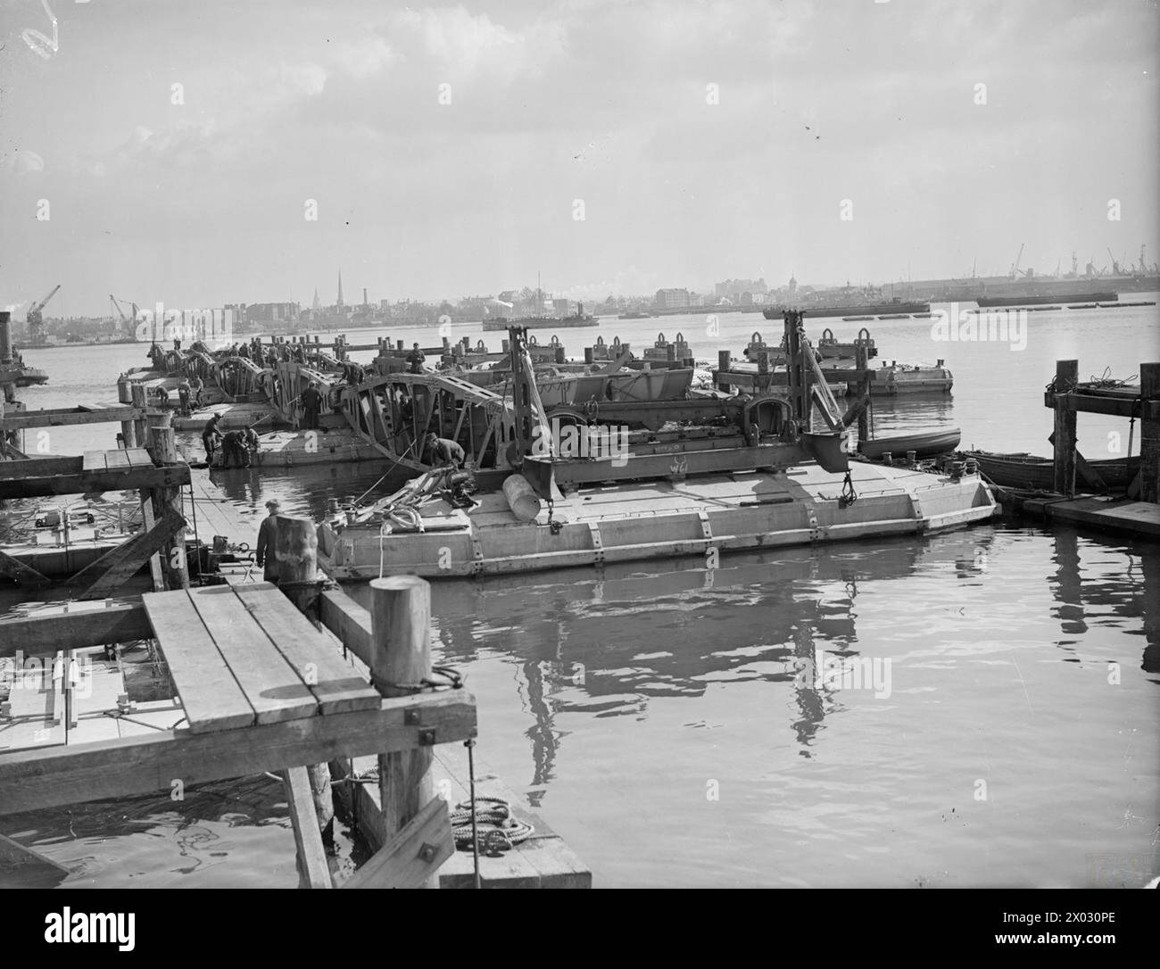 MULBERRY HARBOUR. APRIL 1944, SOUTHAMPTON. TWO HUGE PREFABRICATED ...