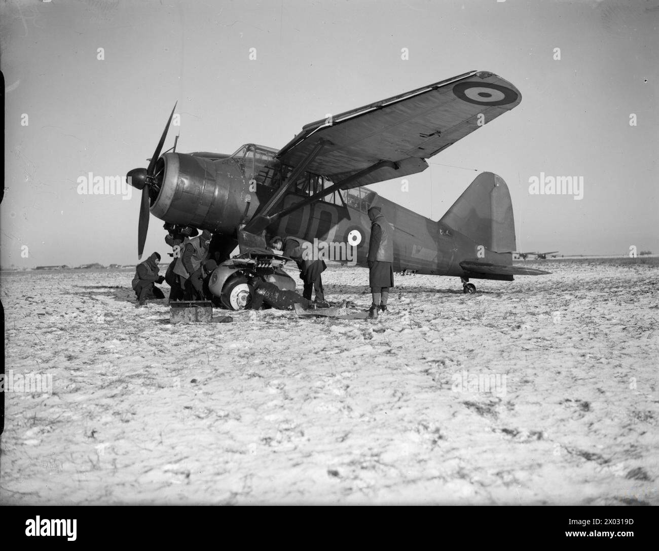 ROYAL AIR FORCE IN FRANCE, 1939-1940. - Lysander Mark II, L4767 OO-E ...