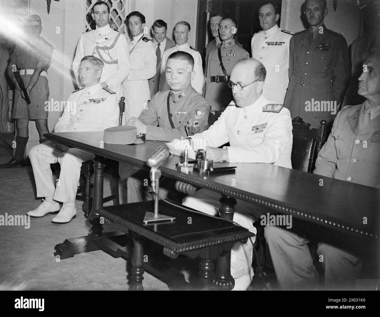 HONG KONG SURRENDER CEREMONY. 16 SEPTEMBER, WHEN REAR ADMIRAL C H J ...