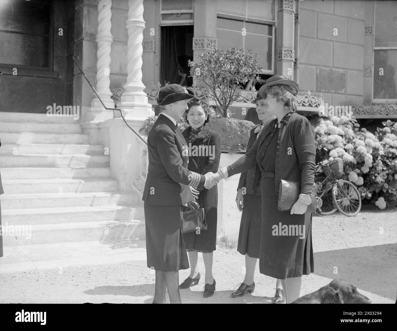 DISTINGUISHED VISITORS SEE THE WRNS AT WORK. 8 AND 9 JULY 1943 ...