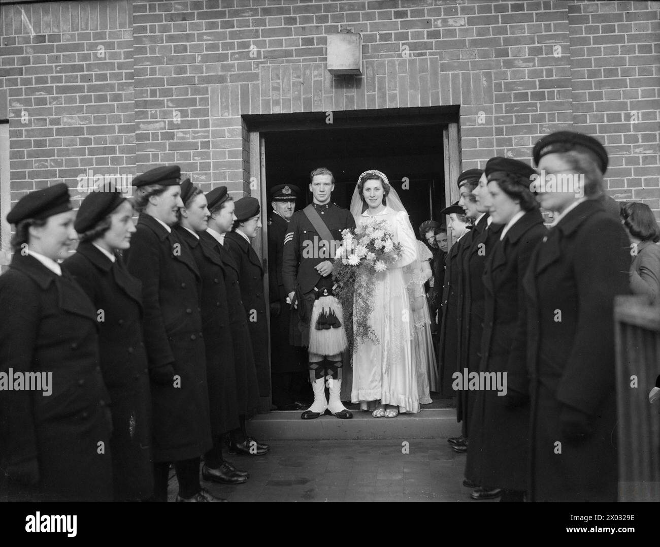 SERVICE WEDDING AT FELIXSTOWE. 17 JANUARY 1943, THE WEDDING OF WREN ...