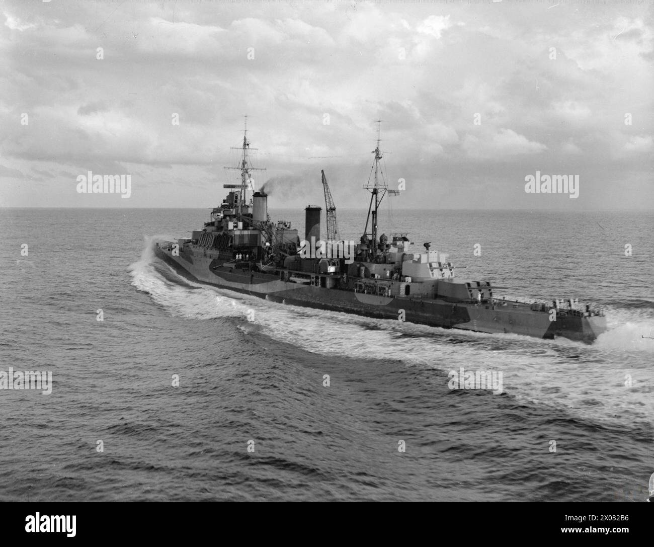 HMS MAURITIUS, A FIJI CLASS CRUISER AT SEA. AUGUST 1942. - Views of HMS ...