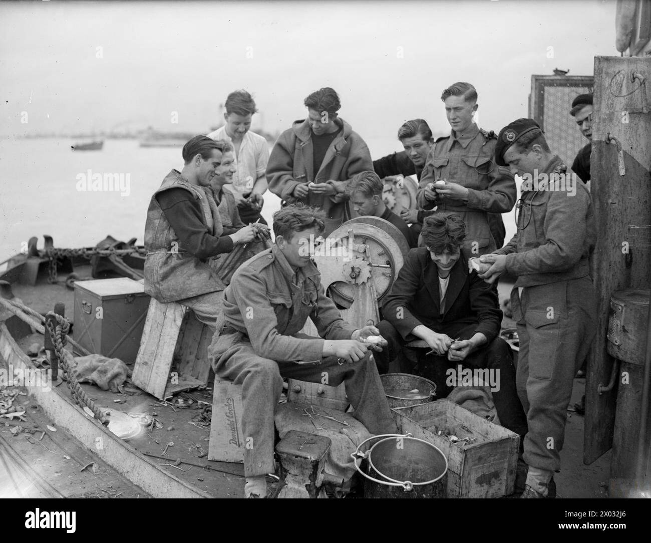 Landing barge kitchen hi-res stock photography and images - Alamy