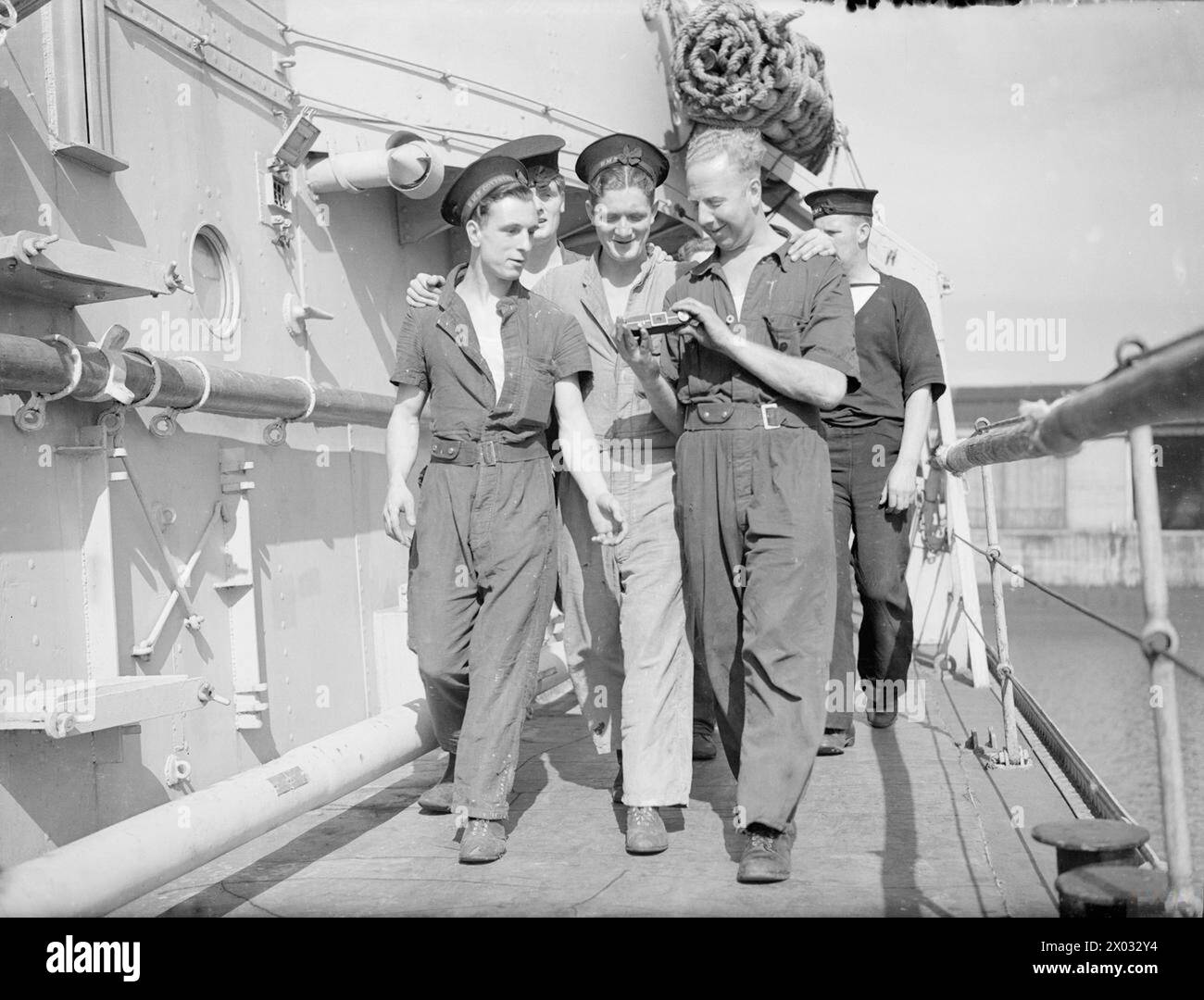 AIR-SEA TEAMWORK "KILLS" 3 U-BOATS IN BAY OF BISCAY. 27 AND 28 AUGUST 1943, LIVERPOOL. COMBINED ...
