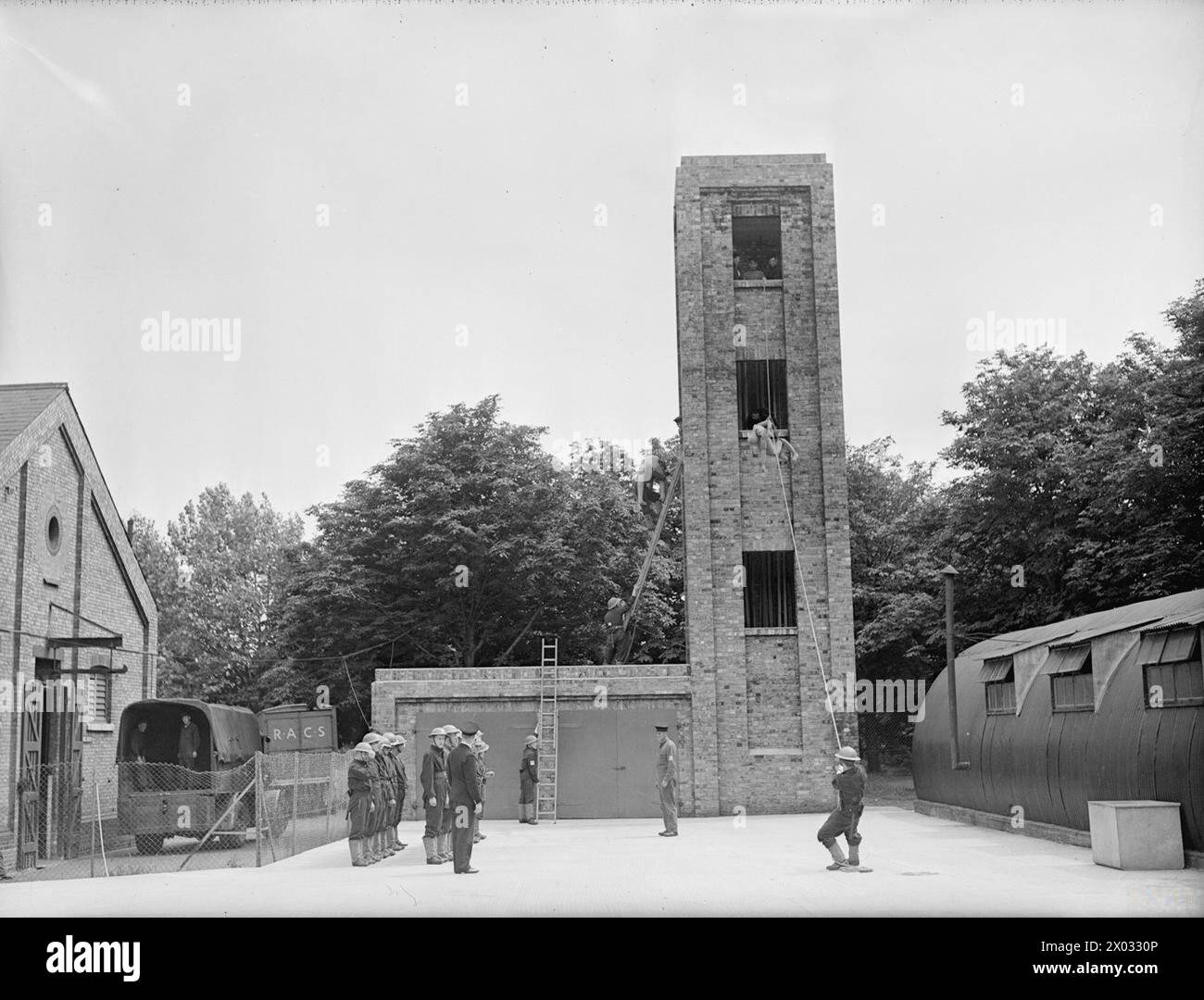 War time fire fighters hi-res stock photography and images - Alamy