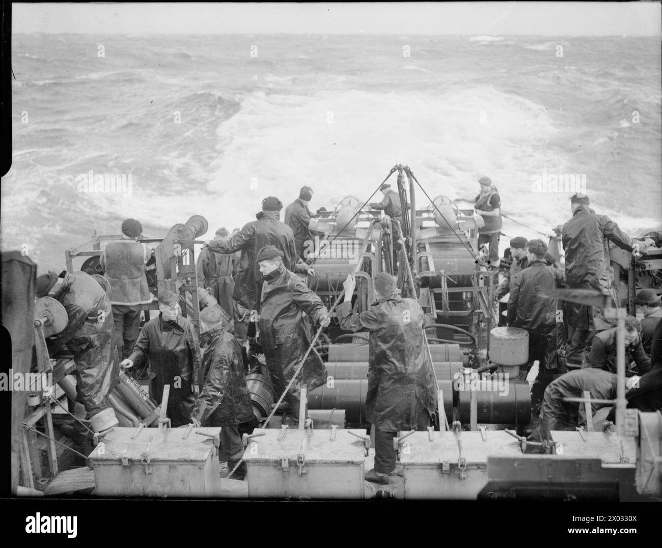 Hms starling hi-res stock photography and images - Alamy