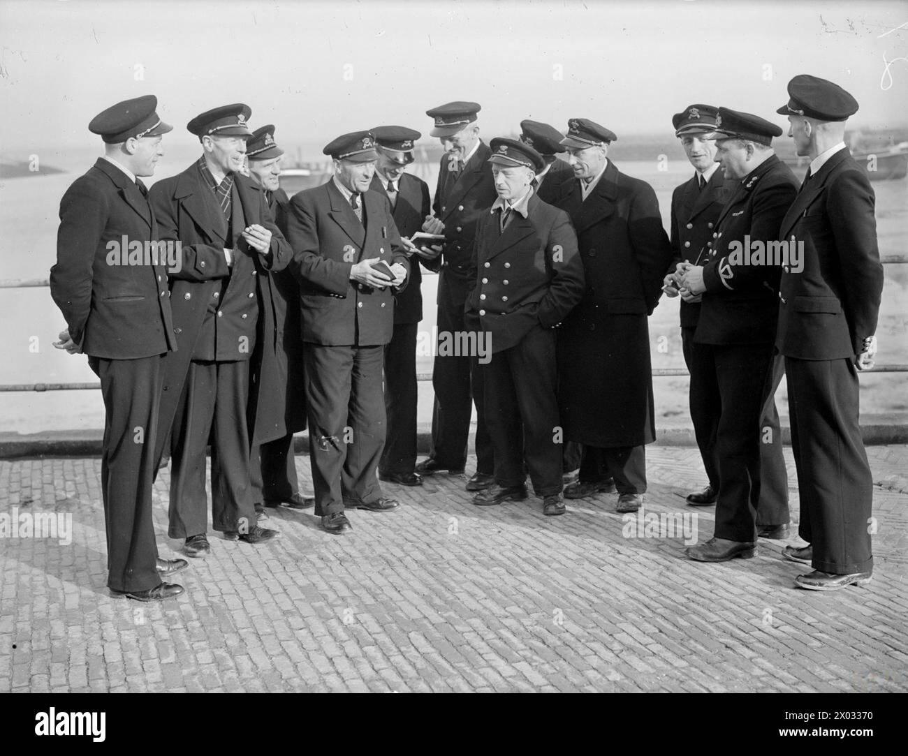 Convoy waiting area hi-res stock photography and images - Alamy