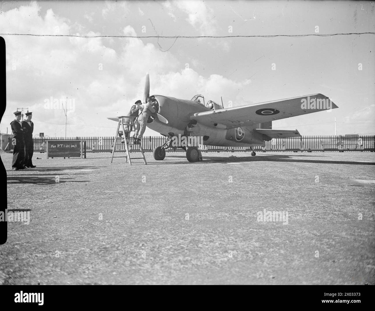 THE ROYAL NAVY DURING THE SECOND WORLD WAR - The US Grumman Martlet ...