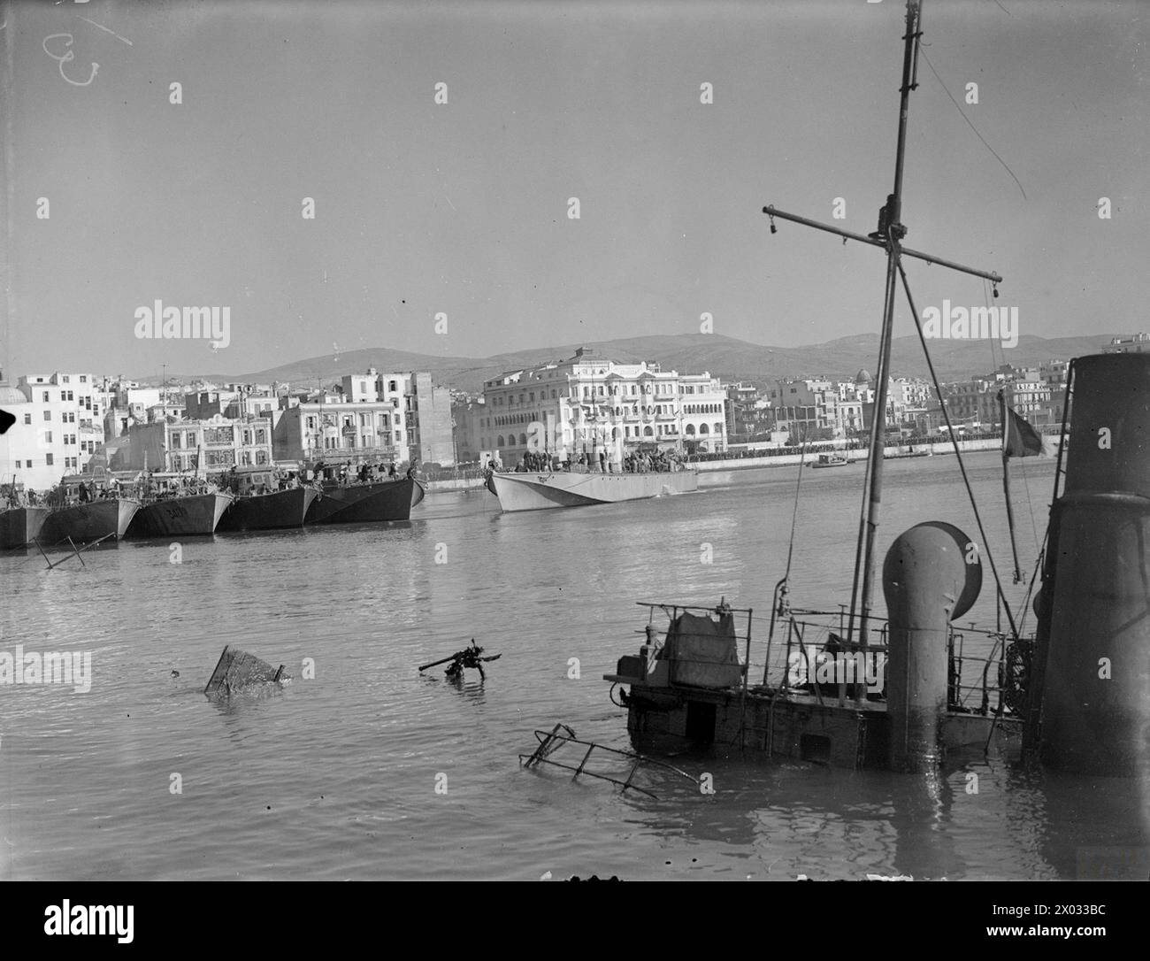 ADVANCED BRITISH FORCE AT SALONIKA. 5 NOVEMBER 1944, COASTAL FORCES ...