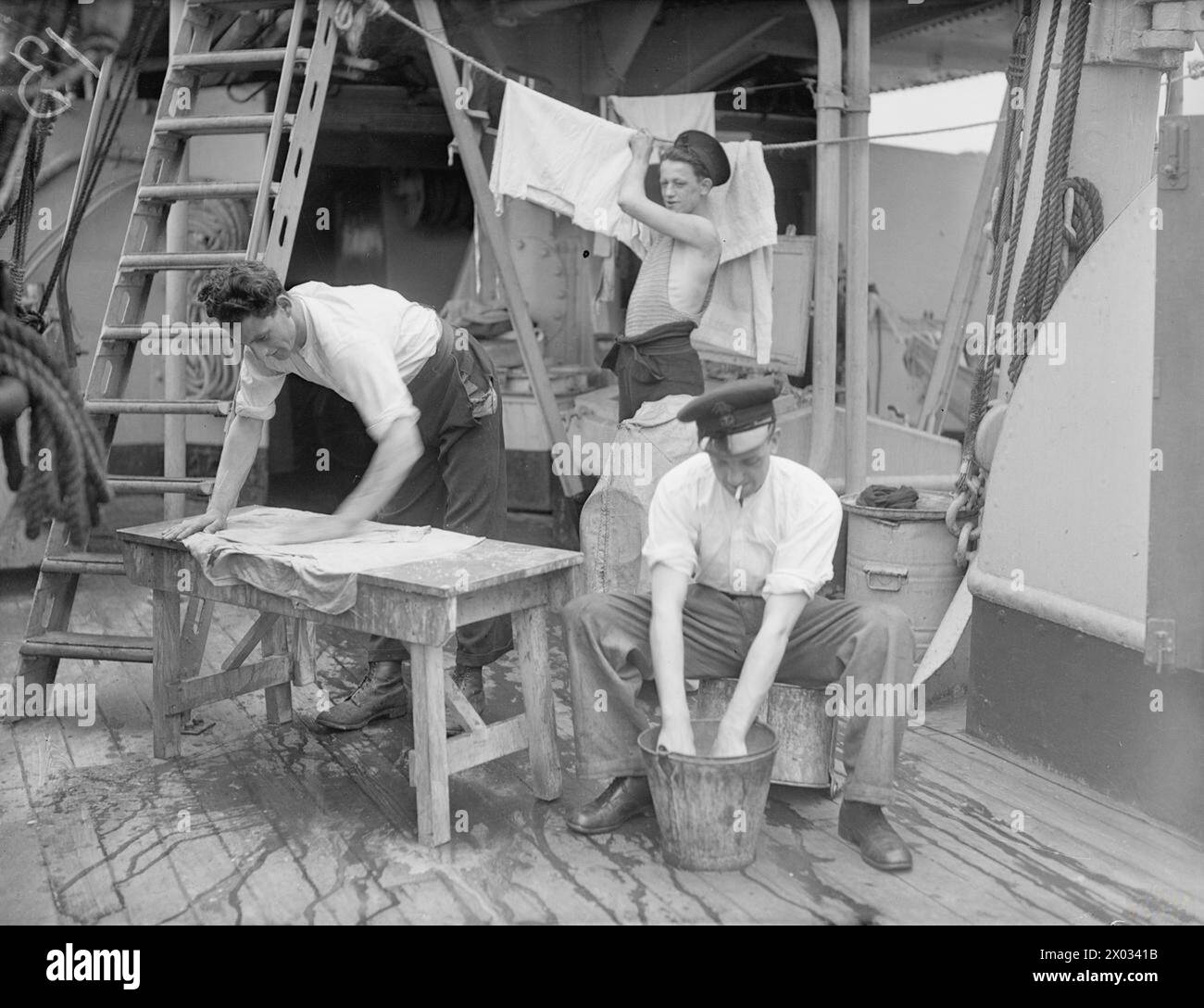 HM TRAWLER SAPPHIRE ON EAST COAST CONVOY. 18 TO 21 JUNE 1943, IN THE ...